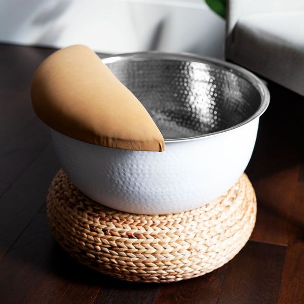 Banana Leaf Stool – Pedicure Bowls